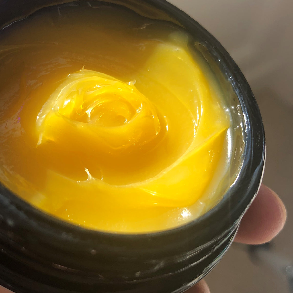Love at first cleanse - the ultimate guide to the oil cleansing method